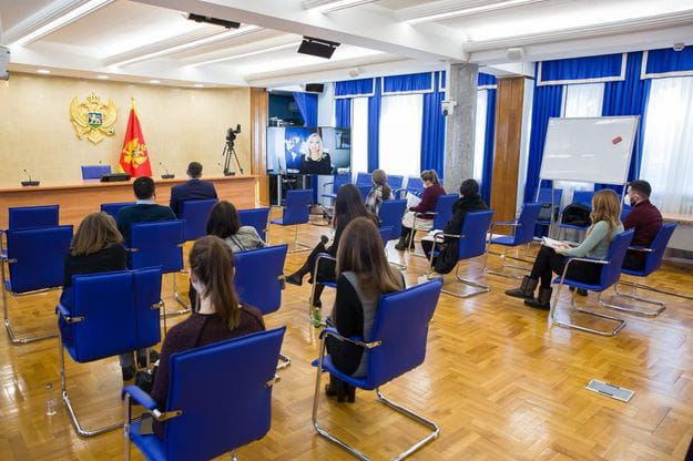 Diplomatic Protocol training course carried out - Skupština Crne Gore