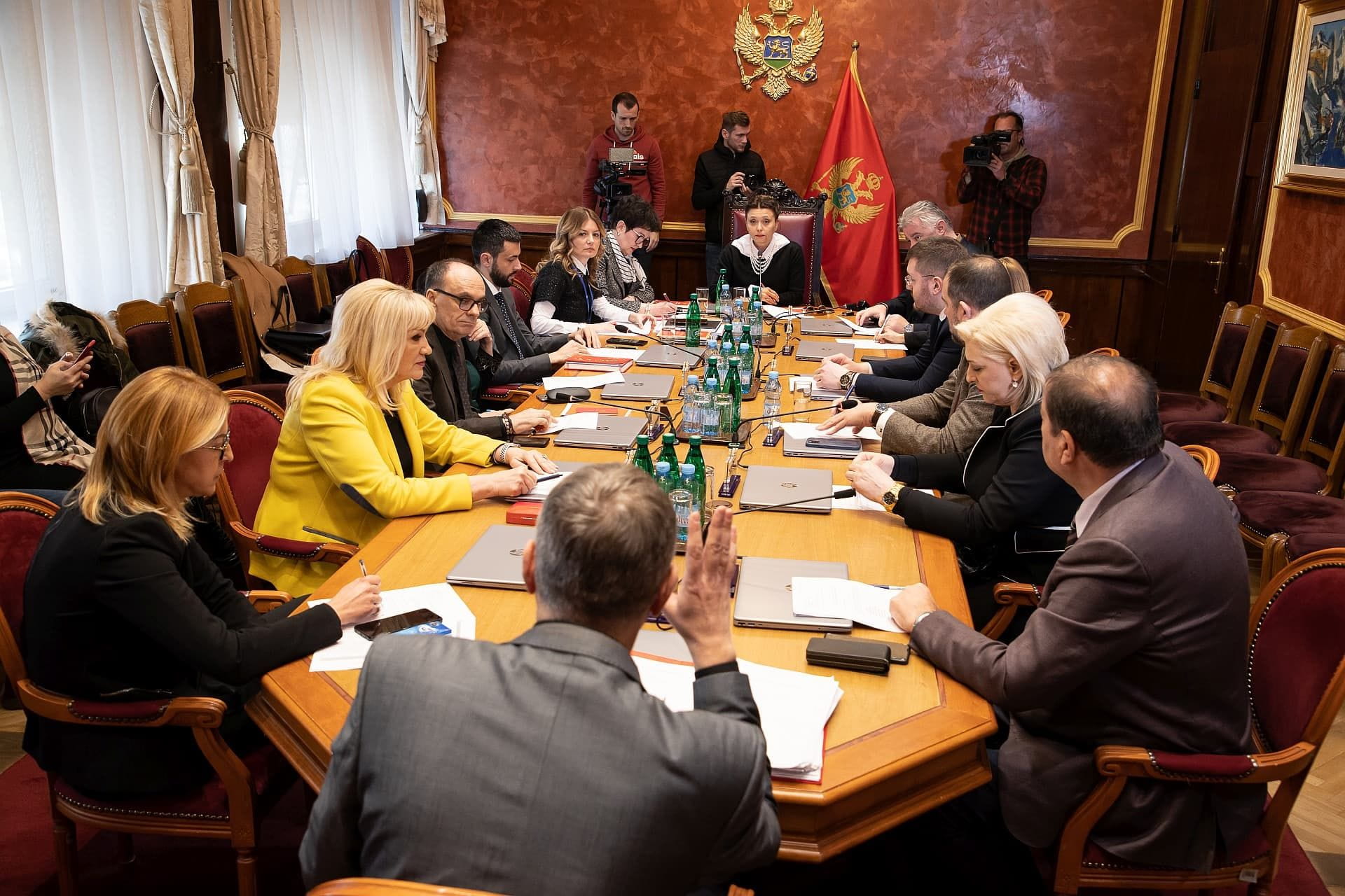 Constitutional Committee holds its 36th meeting: Proposal for ...