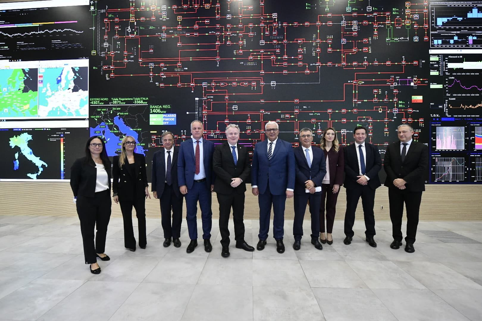 President of Parliament visits Dispatch Center of Italian energy ...